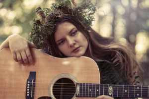 M Music & Musicians Magazine » VIDEO & WEB-EXCLUSIVE INTERVIEW ARIELLE