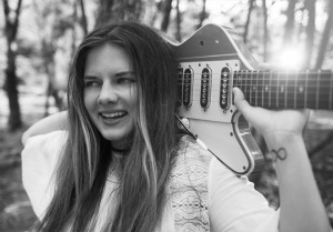 M Music & Musicians Magazine » VIDEO & WEB-EXCLUSIVE INTERVIEW ARIELLE