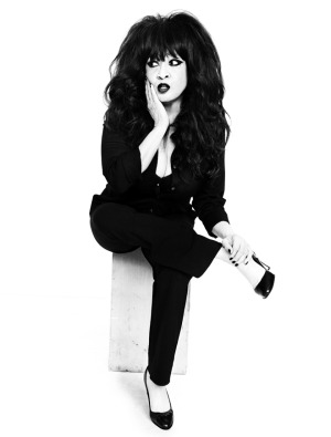 M Music & Musicians Magazine » Video+Exclusive Interview RONNIE SPECTOR